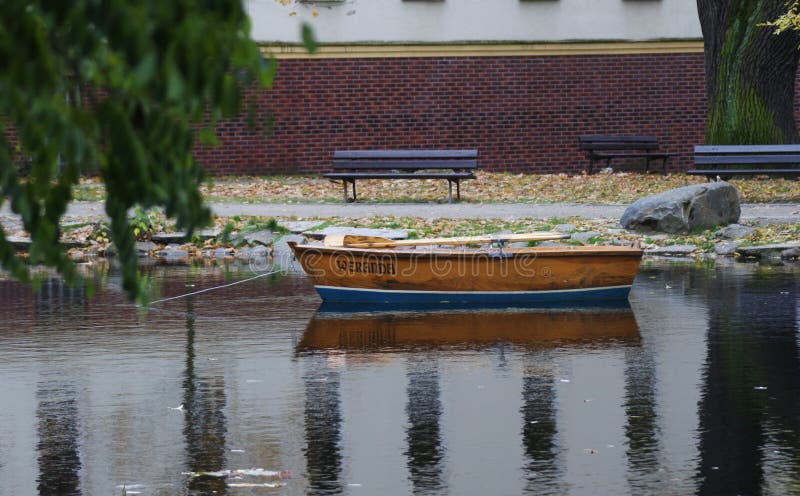 Rowboat on a lake editorial photo. Image of rowboat, nature - 93111486