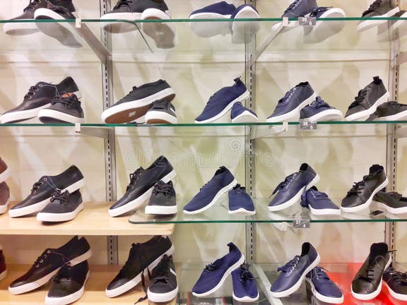 Rows of Black Snickers in a Retail Store. Stock Photo - Image of pink ...