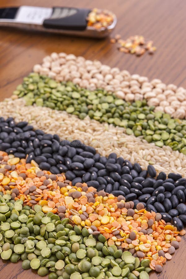 Rows of Dried Grains and Lentils. Stock Image - Image of garbonzo ...