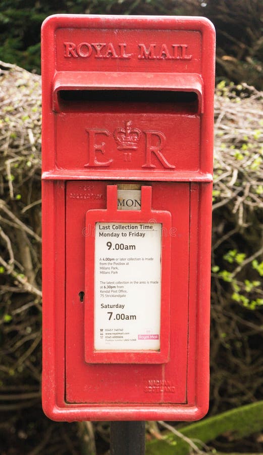 Royal mail post box editorial image. Image of collection - 16210460