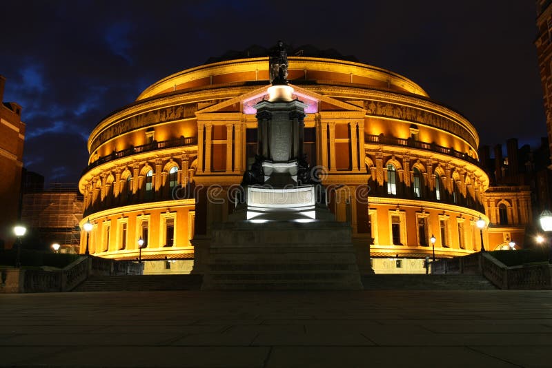 Royal albert hall at night stock image. Image of building - 10208985