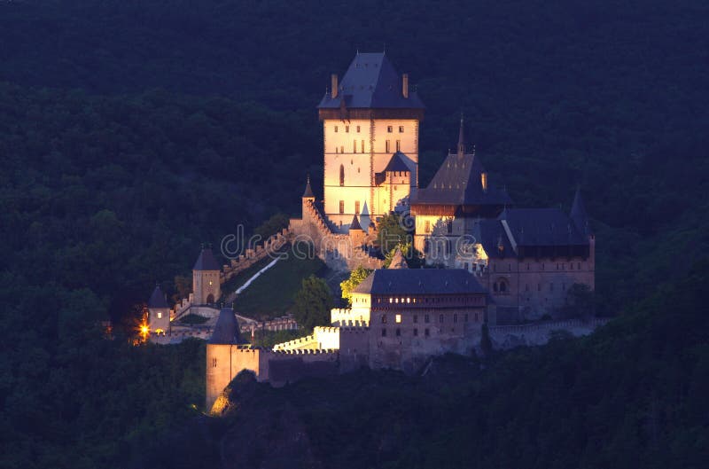 Royal building stock photo. Image of barrier, remembrance - 26495364