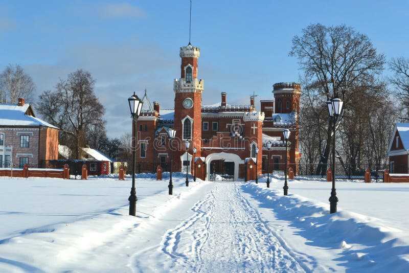 The Royal Castle in the Russian Stock Image - Image of beauty, russian ...