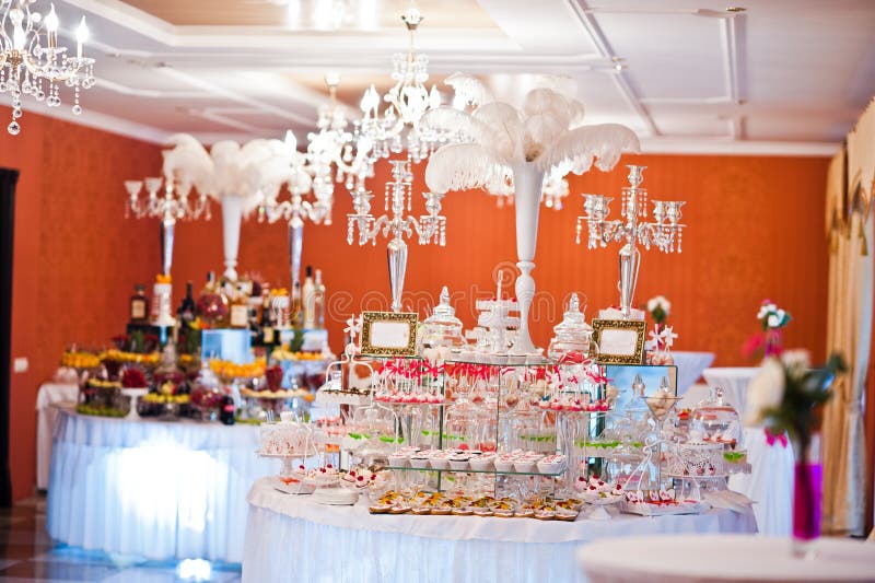 Royal Elegance Wedding Reception Table with Different Cookery Food ...