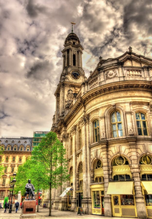 Royal Exchange, a Historic Building in London Stock Image - Image of ...