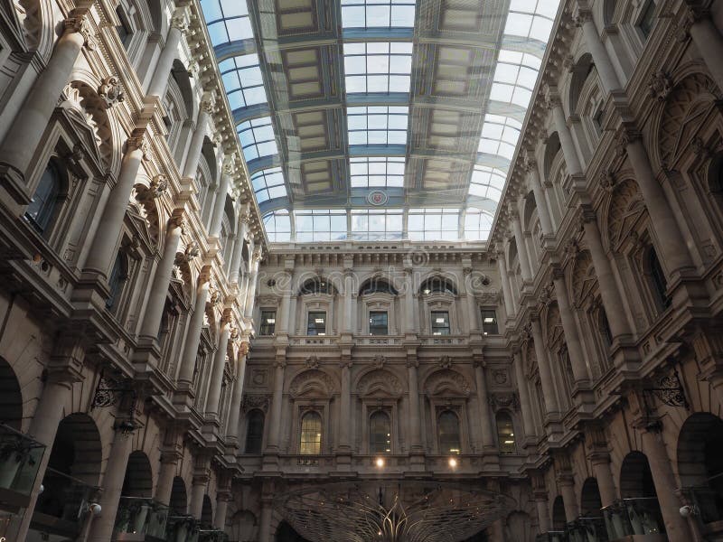 Royal Exchange in London editorial photo. Image of europe - 260602821