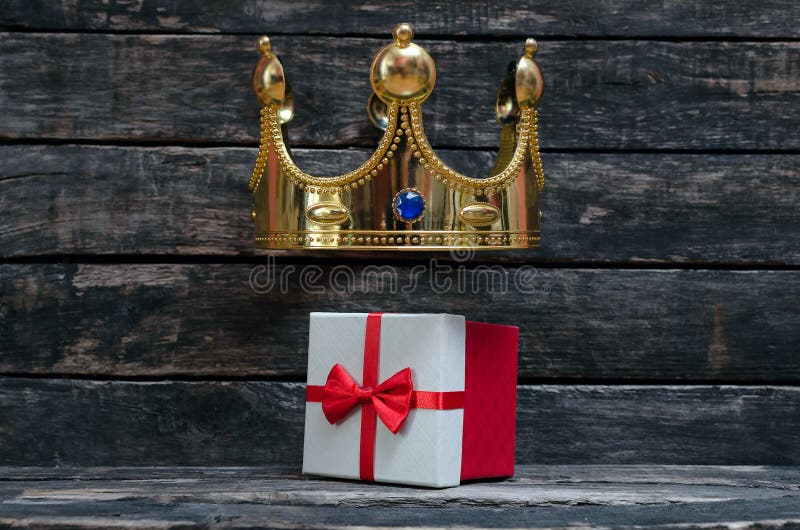 Royal gift. stock image. Image of giftbox, holiday, ceremony - 131432663