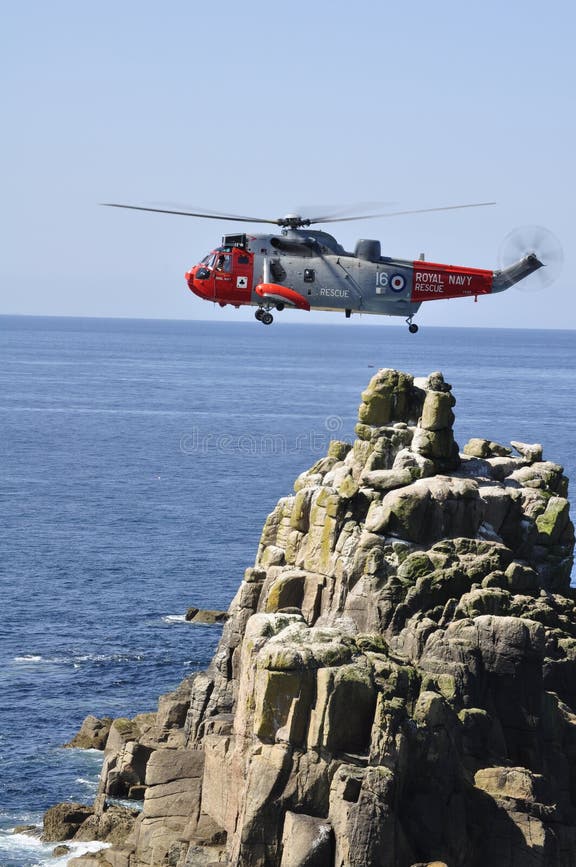 Royal Navy Seaking editorial photography. Image of flight - 19368932