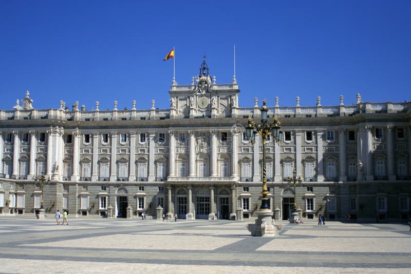 Royal palace editorial photography. Image of architectural - 1183877