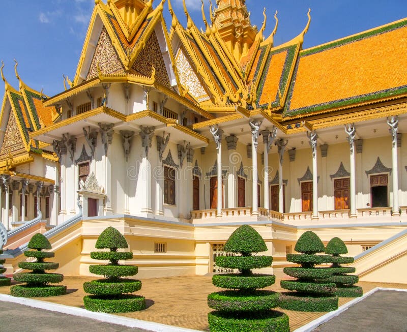 Royal Palace in Phnom Penh stock photo. Image of cambodian - 73489150