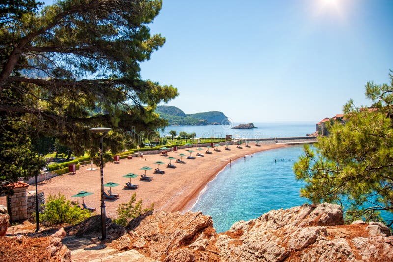 The Park Milocer, Villa, Beach Queen. Near the Island of Sveti Stefan ...