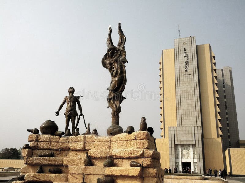 Royal Tulip editorial stock photo. Image of statue, royal - 71532623