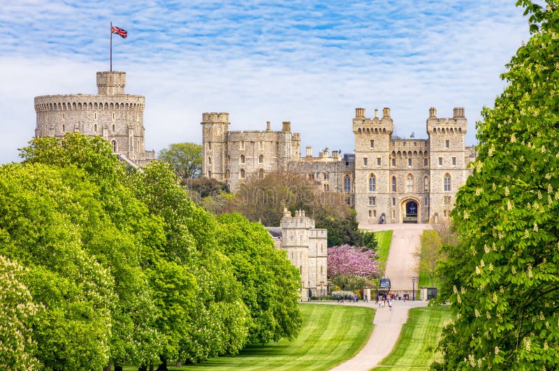 Royal Windsor Castle in Spring, Berkshire, UK Stock Illustration ...