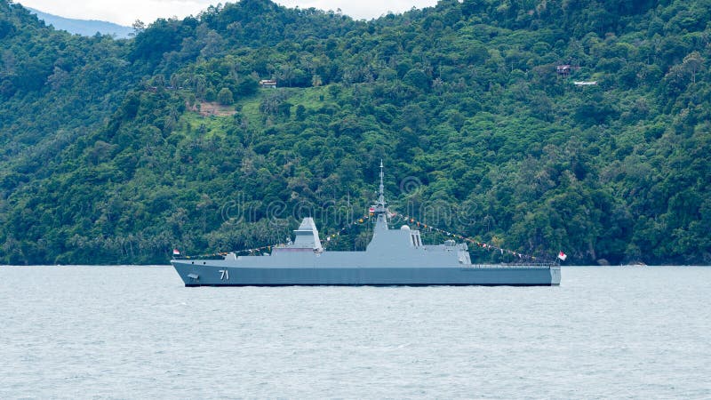 RSS Tenacious 71, Formidable Class Multi Role Stealth Frigate of ...