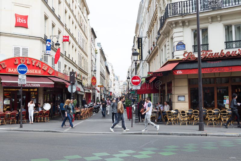 Ruas de Paris imagem de stock editorial. Imagem de centro - 85536924