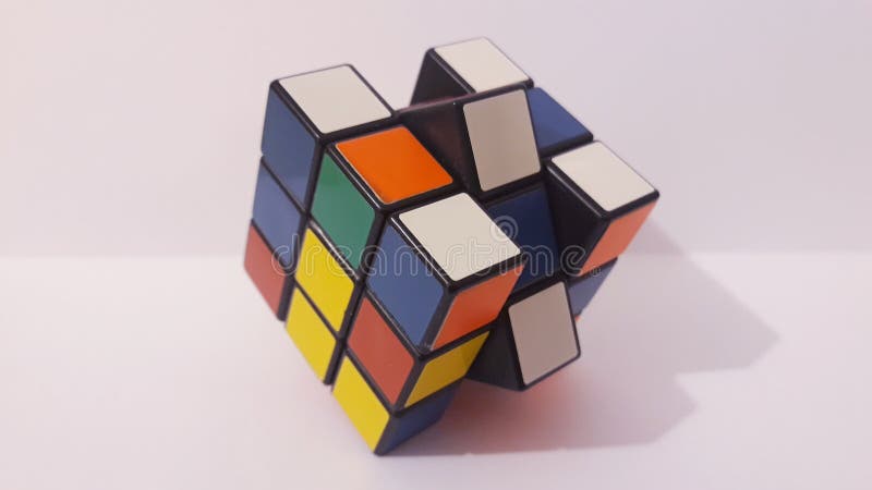 Rubic cube editorial image. Image of motion, rubic, game - 114501295