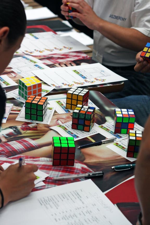 Rubik`s cube competition editorial photo. Image of face - 14992076