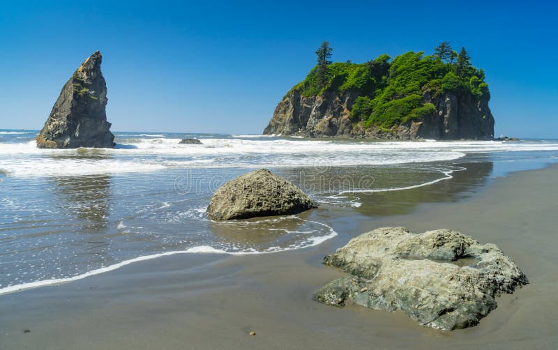 Ruby Beach stock photo. Image of beach, waves, stone - 89136494