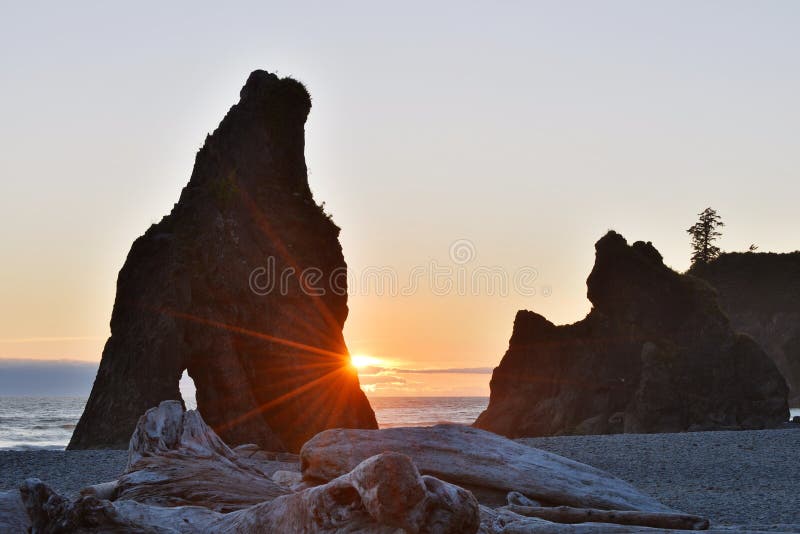 Ruby Sunset Over Ocean ~ Sun Beams Stock Image - Image of coast, fall ...