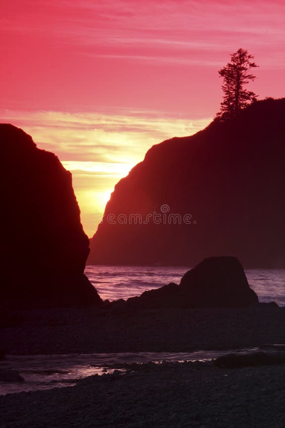 Ruby Beach Sunset stock photo. Image of evening, color - 4153282