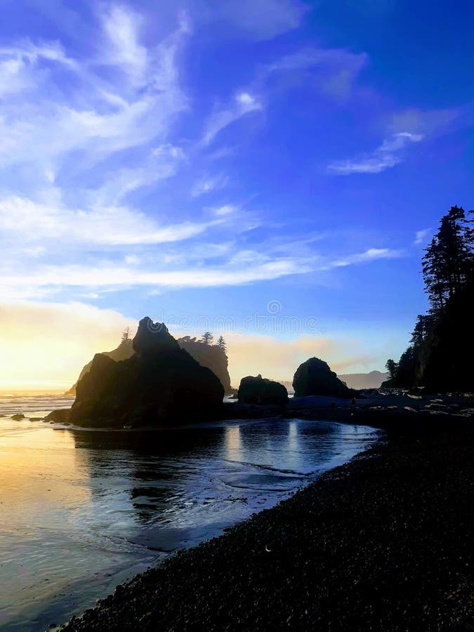 Ruby Beach Sunsets stock image. Image of dawn, beach - 206815023