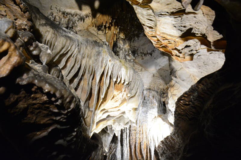 Ruby Falls cave stock image. Image of caving, formation - 275772799