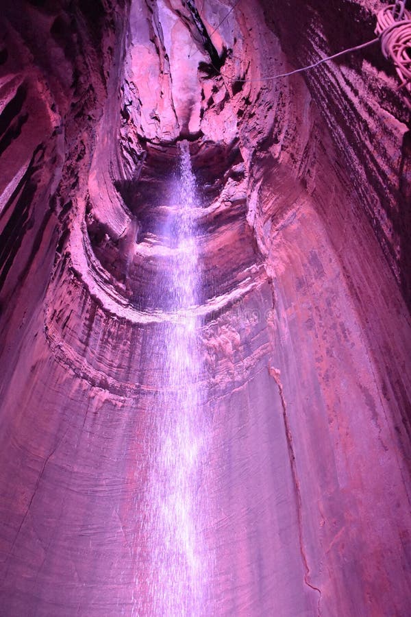 Ruby Falls in Chattanooga, Tennessee Editorial Image - Image of ...