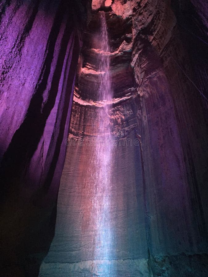 Ruby Falls in Chattanooga, Tennessee Editorial Photo - Image of ruby ...