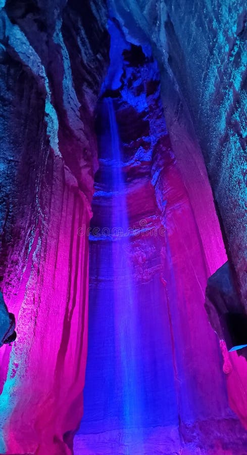 Ruby Falls Chattanooga TN Waterfall Editorial Image - Image of ruby ...