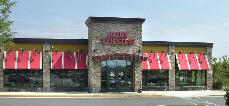 Ruby Tuesday Store Front Sign - American Franchise Editorial Stock ...