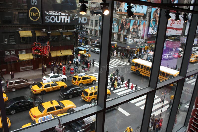 Rue de New York image éditorial. Image of york, circulation - 13771330