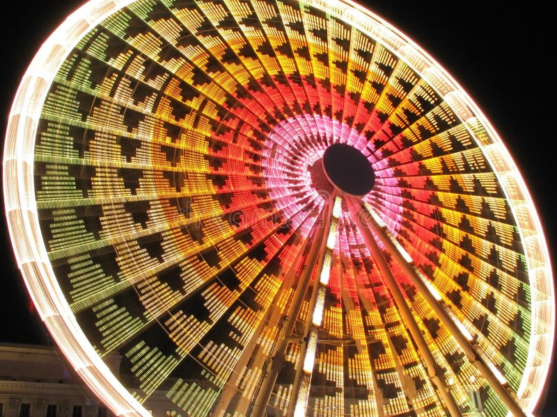 7,649 Rueda Girando Fotos de stock - Fotos libres de regalías de Dreamstime