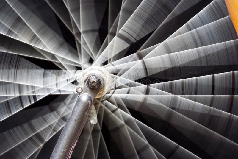 7,649 Rueda Girando Fotos de stock - Fotos libres de regalías de Dreamstime