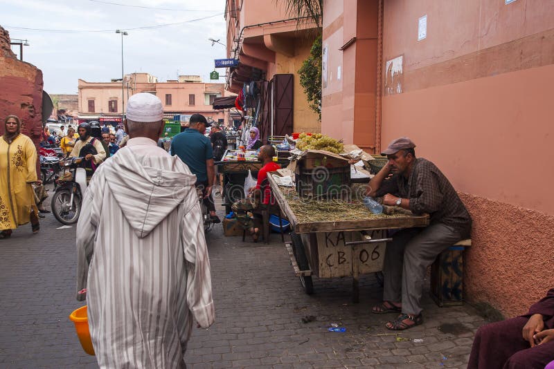 Rues de Marrakech photo éditorial. Image du route, afrique - 67276701