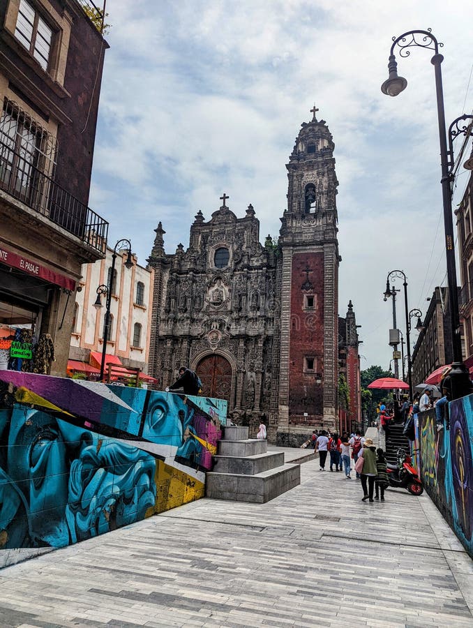 Rues Du Quartier Historique De Mexico Image stock éditorial - Image du ...