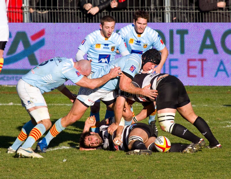 Rugby players in action editorial photo. Image of players - 21726156