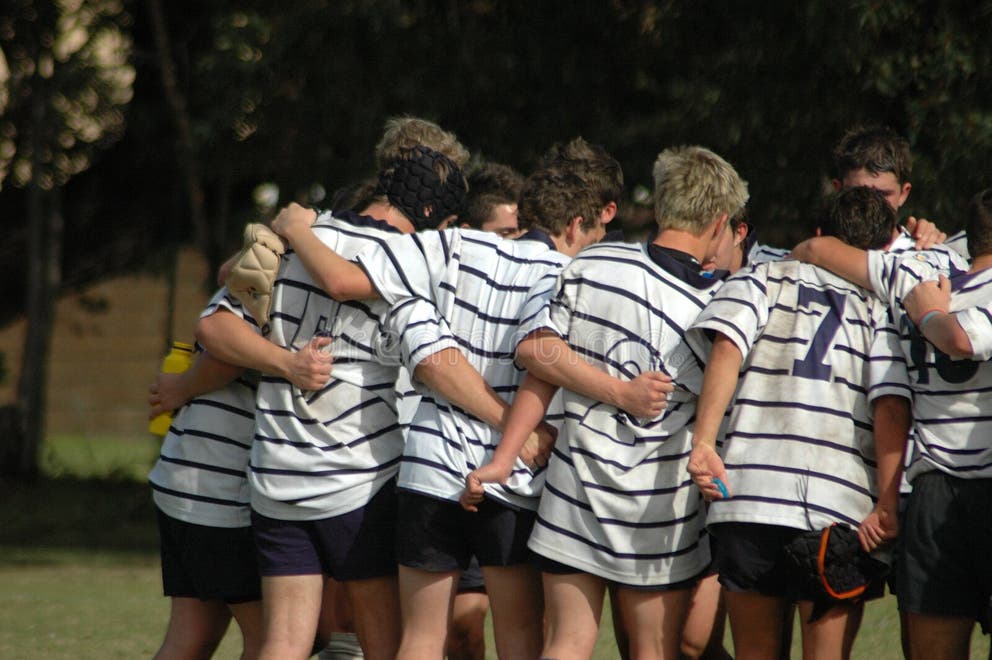 Rugby team huddle editorial photography. Image of player - 2810777