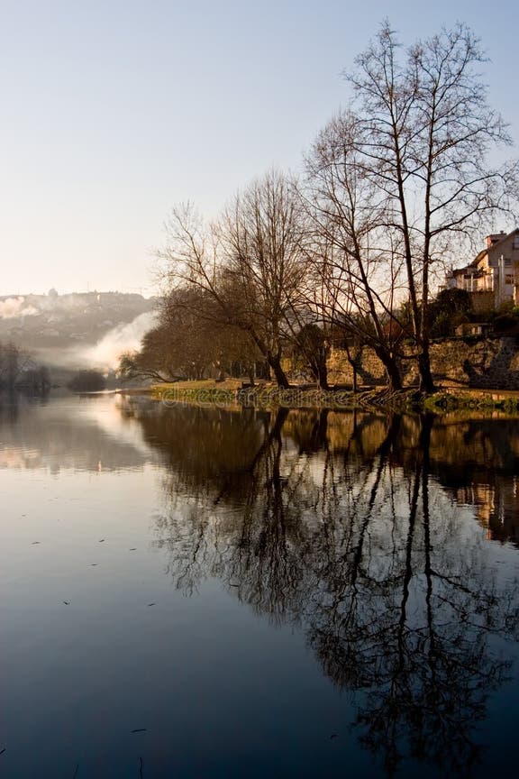 Ruhiger Morgen stockbild. Bild von tageslicht, morgen - 3585529