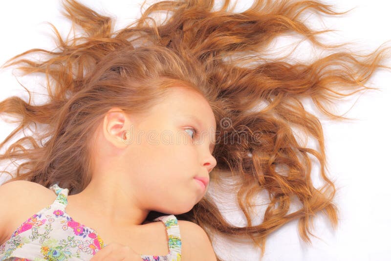 Ruhiges kleines Mädchen stockbild. Bild von gefühl, lang - 33576469