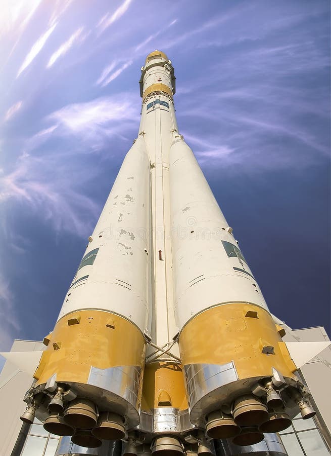 Ruimte raket. stock afbeelding. Image of metaal, technologie - 11123895