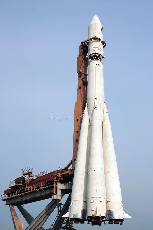 Ruimte raket stock foto. Image of ballistisch, sovjet - 6770680