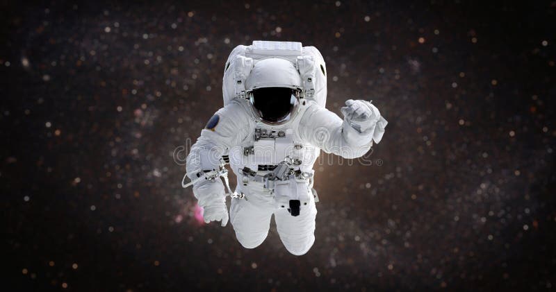 Ruimtevaarder Astronaut in De Open Plek Tegen De Achtergrond Stock Foto ...