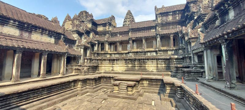 Inside Ancient Ruin Angkor Wat Temple Siem Reap Camboja Editorial Image ...