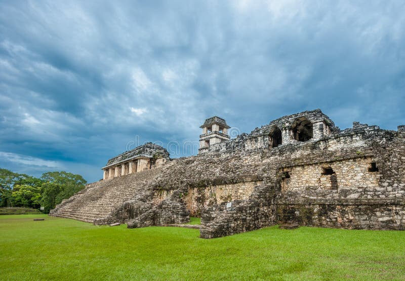Ruinas de Palenque, México foto de archivo. Imagen de dios - 35661758