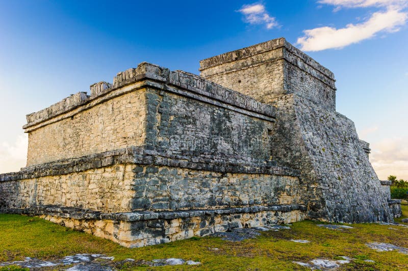 Ruinas de Tulum imagen de archivo. Imagen de ruina, monumento - 56660025