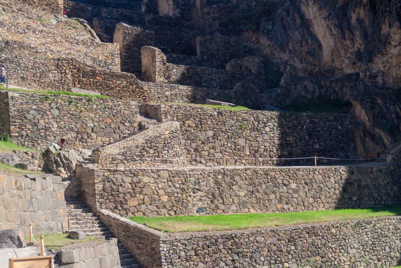 Ruinas Del Inca De Ollantaytambo Foto de archivo - Imagen de ciudad ...