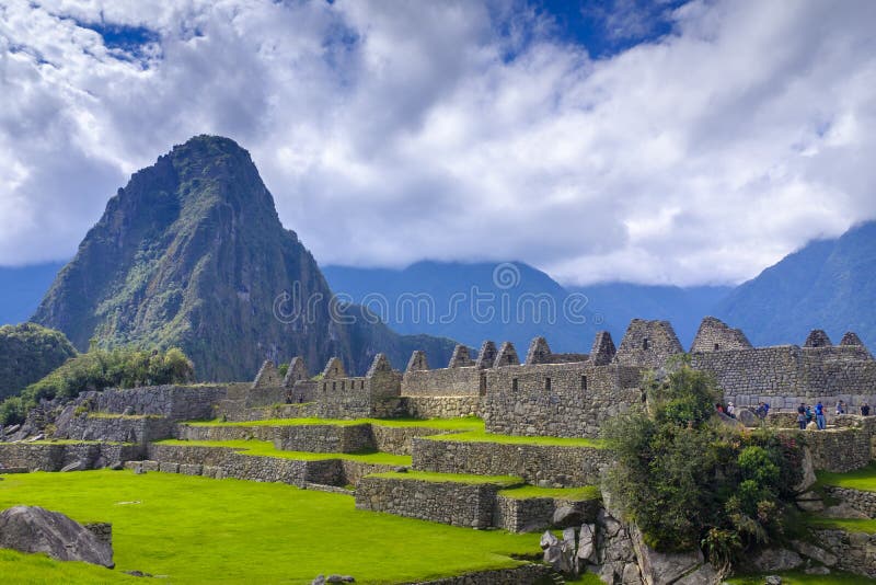 Ruinas Famosas De Machu Picchu Foto editorial - Imagen de recorrido ...