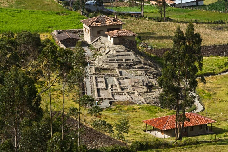 Ruinas Importantes Del Inca De Ingapirca En Ecuador Imagen de archivo ...