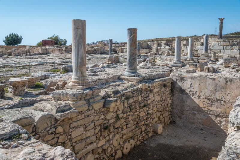 Ruinas Romanas Antiguas En Kourion Chipre Foto de archivo - Imagen de ...