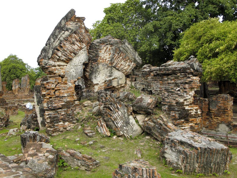 Ruine antique image stock. Image du culture, pagode, antique - 19988631